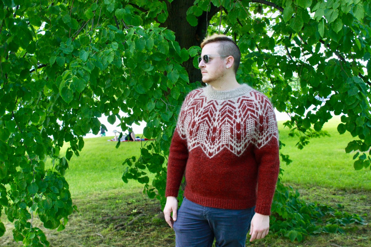 The Prairie Window Sweater – Tommy Plays with Fiber